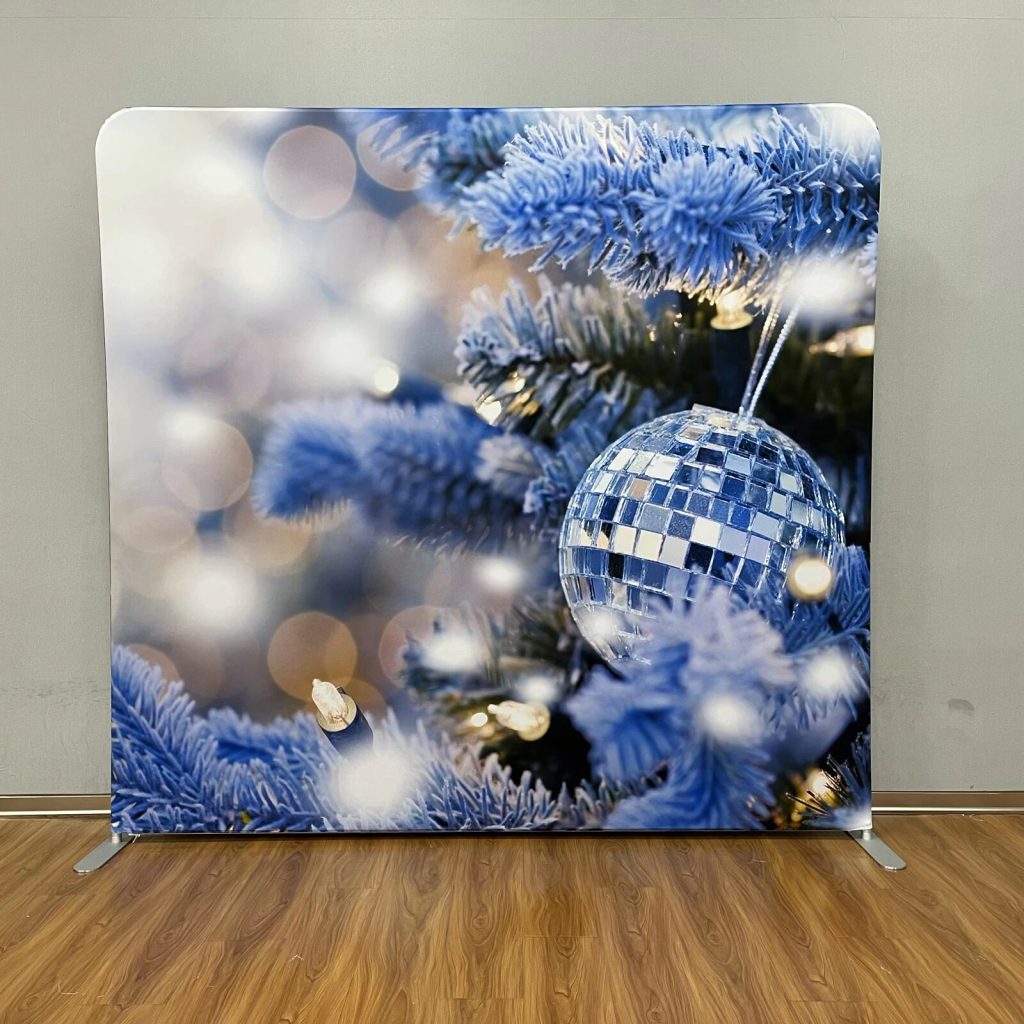 BLUE CHRISTMAS TREE - Video Booths 360